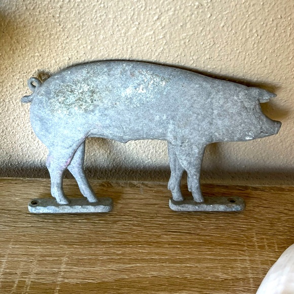 Accents | Vintage Metal Pig Weathervane Or Mailbox Topper | Poshmark